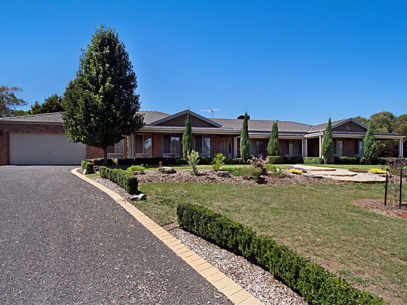 16 Pretty Sally Drive, Wallan, Vic 3756 - Property Details