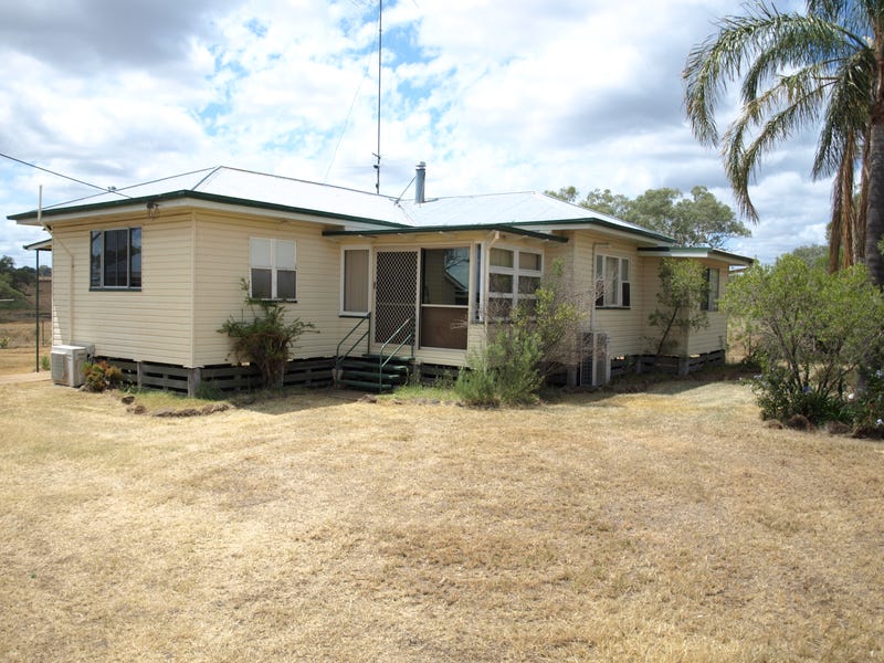 679 Oakey Crosshill Road, Biddeston, Qld 4401 - Property Details