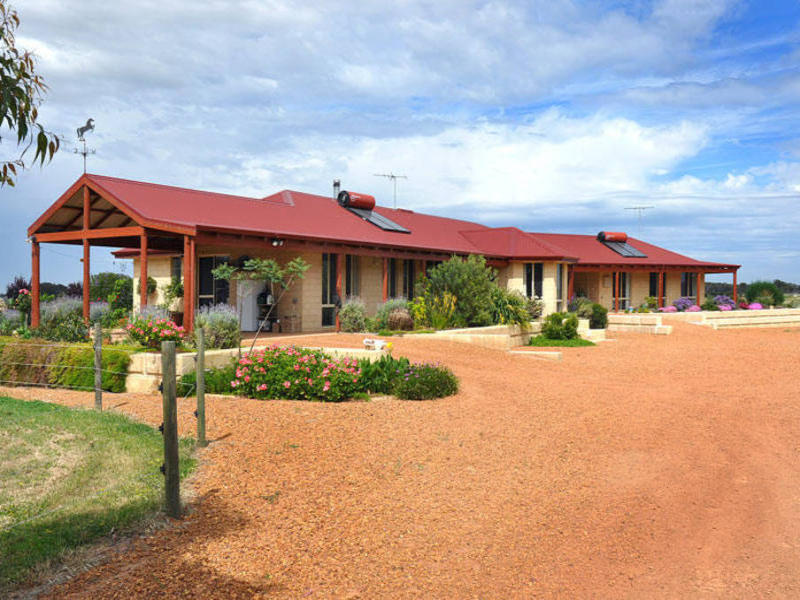 51 Swamp Road, Benger, WA 6223 - Property Details