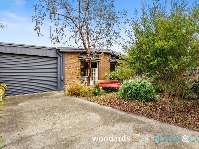 98 Ocean Street, Rosebud, Vic 3939 - Property Details