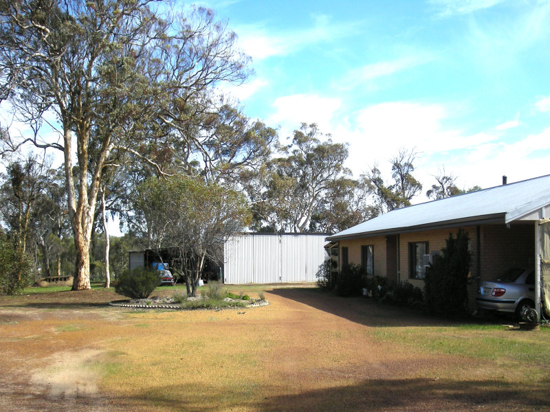 24 Knight Street, Cuballing, WA 6311 - Property Details