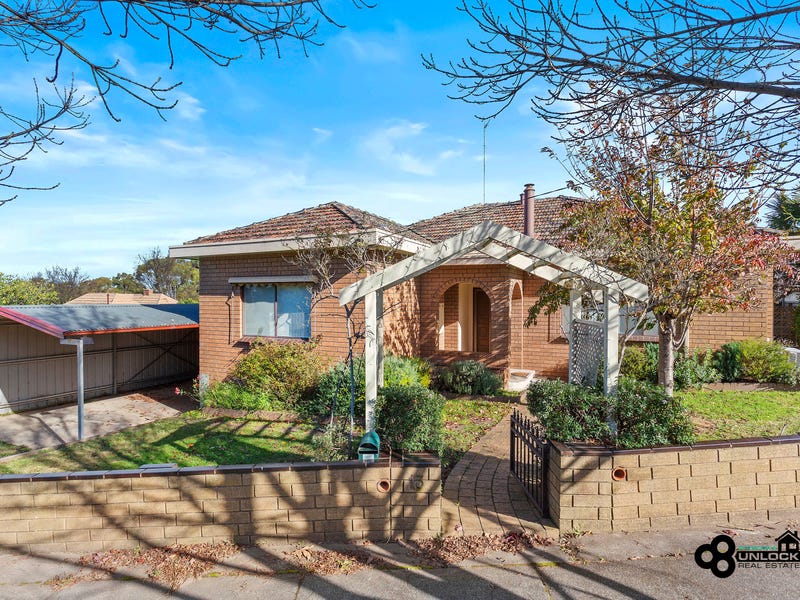 13 Ritchie Street, Leongatha, Vic 3953 - Property Details