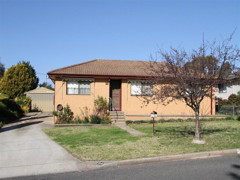 34 Merriman Drive, Yass, NSW 2582 - Property Details
