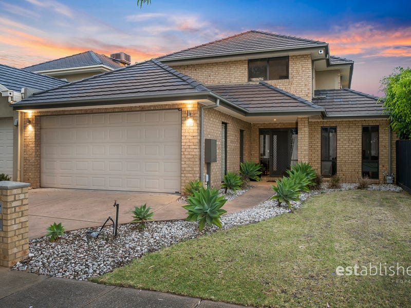 26 Scenic Drive, Point Cook, VIC 3030 - realestate.com.au