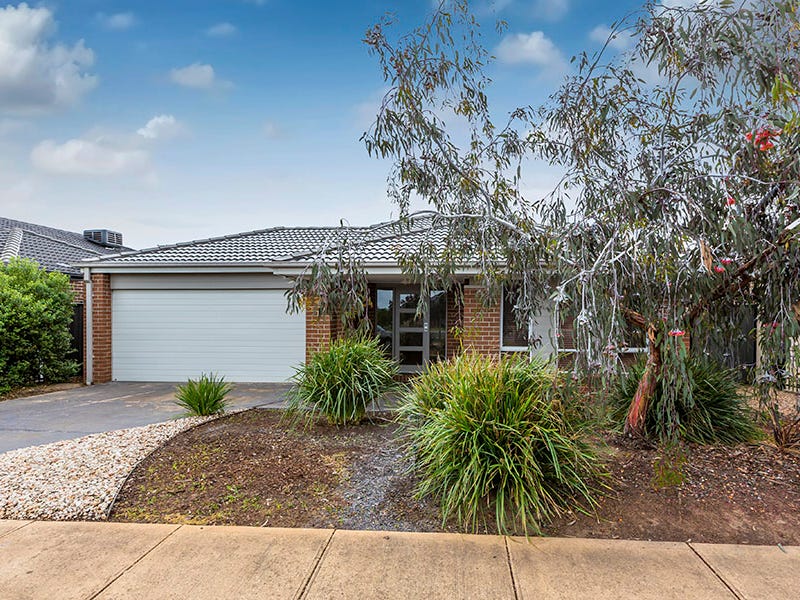 26 Pearce Circuit, Point Cook, VIC 3030 - realestate.com.au