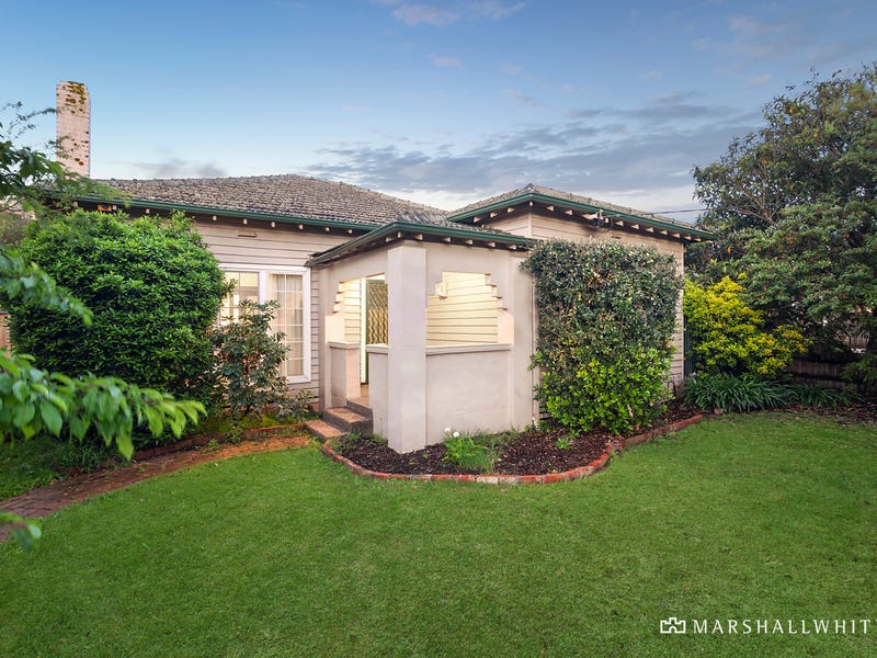 111 Brewer Road, Bentleigh, Vic 3204 - Property Details