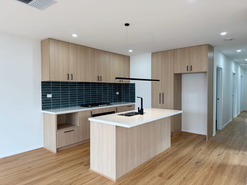 33 Craft Street, Officer, VIC 3809 - realestate.com.au