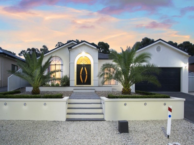 33 Daniel Drive, Golden Square, VIC 3555 - realestate.com.au