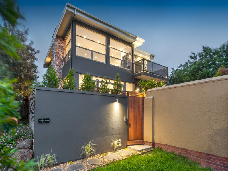 3/10 Hyton Crescent, Kew, Vic 3101 - Property Details