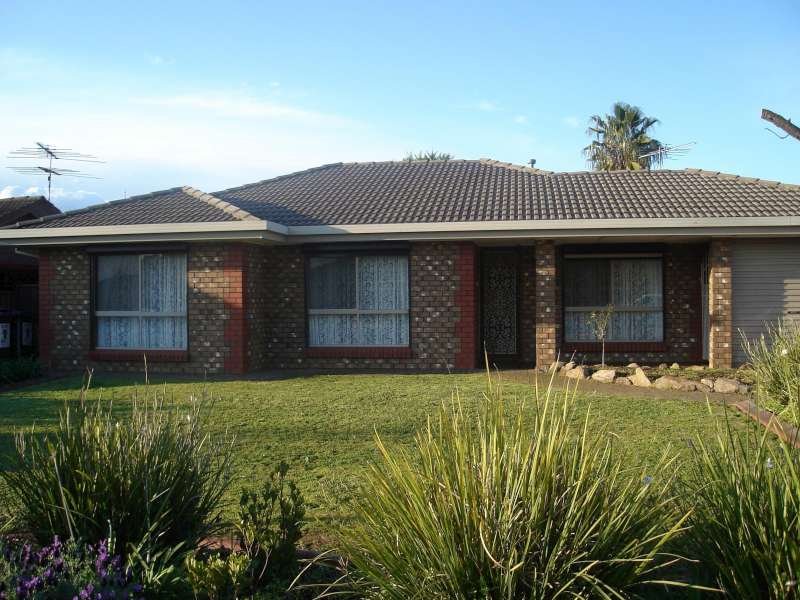 25 Birch Grove, Craigmore, SA 5114 - Property Details