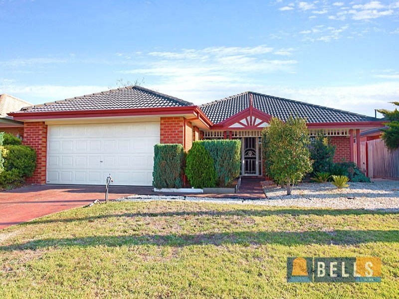 10 Tussock Crescent, Sydenham, Vic 3037 - Property Details