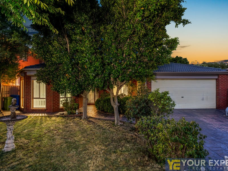 4 Turanga Place, Hallam, Vic 3803 - Property Details