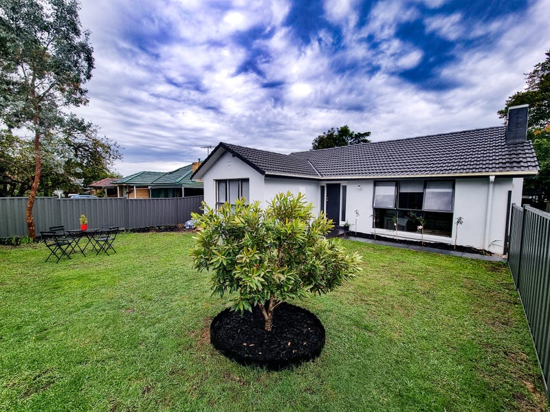1/10 Victoria Road, Bayswater, VIC 3153 - realestate.com.au