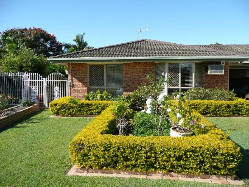 1/5 Becca Court, Arundel, QLD 4214 - realestate.com.au