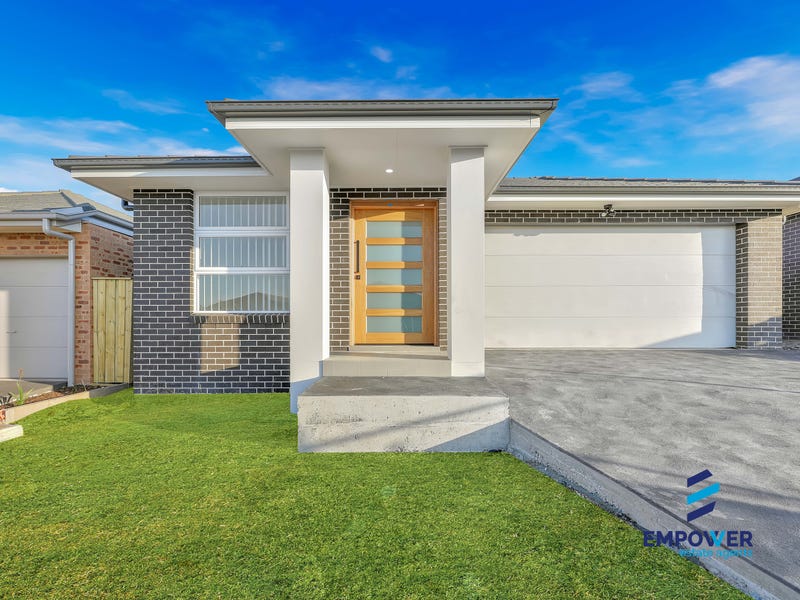 44 Dowie Drive, Claymore, NSW 2559 - Property Details
