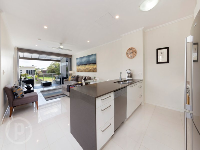 3/64 Barton Road, Hawthorne, Qld 4171 - Property Details