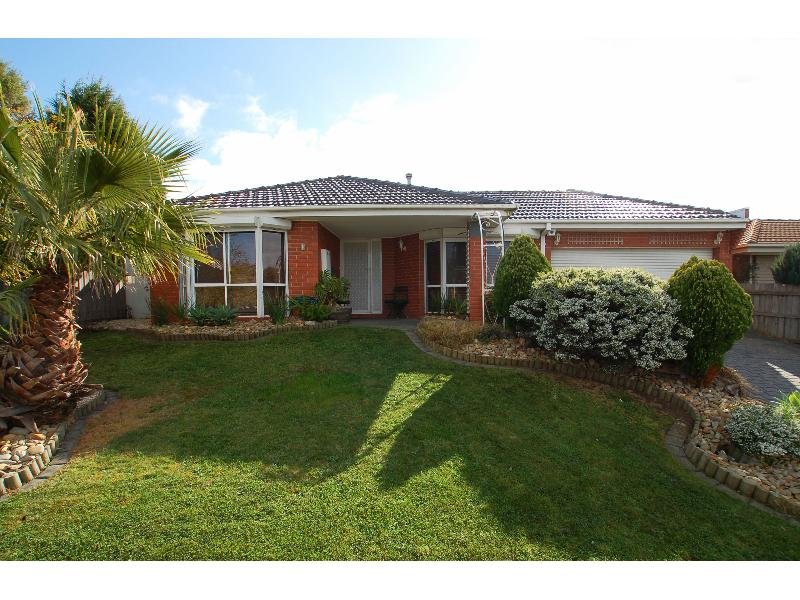 6 Peppermint Grove, Meadow Heights, VIC 3048 - realestate.com.au