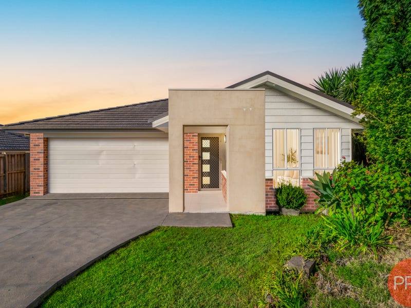 30 Finch Crescent, Aberglasslyn, NSW 2320 - Property Details