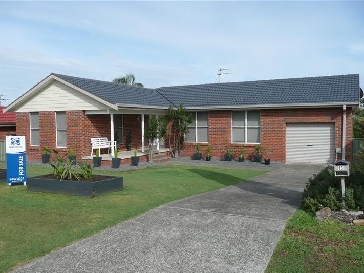 13 Amaroo Drive, Taree, NSW 2430 - realestate.com.au