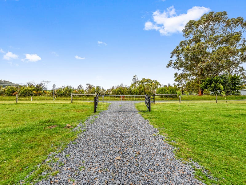 325 Forest Road, Labertouche, Vic 3816 - Property Details