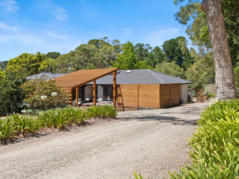 9 Island View Drive, Tyabb, Vic 3913 - Property Details