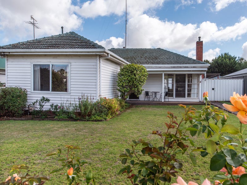 63 Hamilton Place, Hamilton, Vic 3300 - Property Details