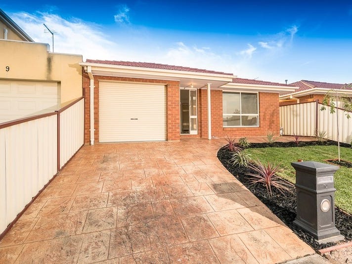 10 Sacras Court, Sydenham, Vic 3037 - Property Details