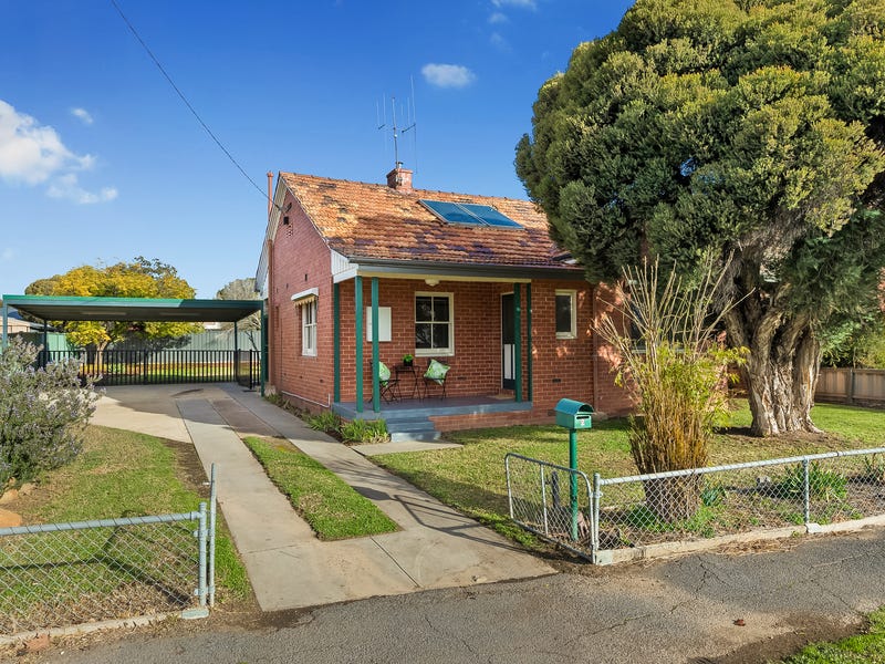2 Nish Street, Flora Hill, VIC 3550 - realestate.com.au