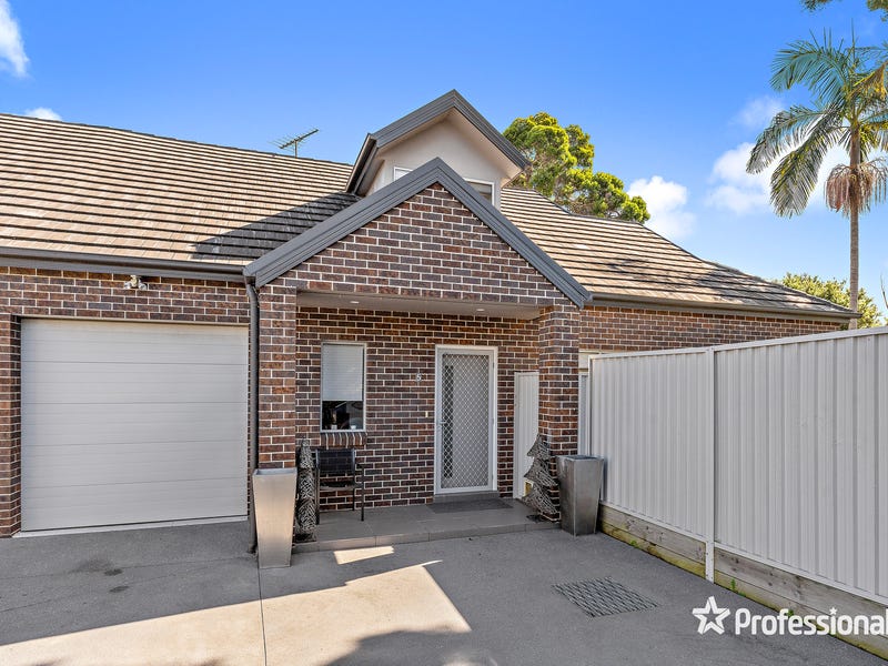 Sold Property Prices & Auction Results in Picnic Point, NSW 2213 (+1 ...