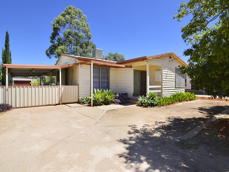 36 Commercial Street, Merbein, VIC 3505 - realestate.com.au