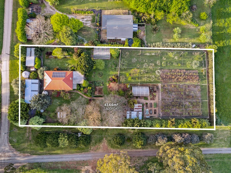 18 Spring Street, Glenlyon, Vic 3461 - Property Details