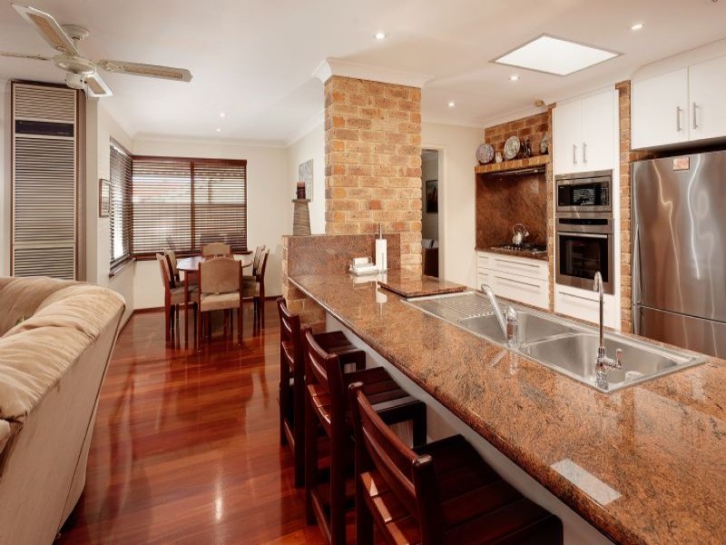 7 Nigel Court, Leeming, WA 6149 - realestate.com.au