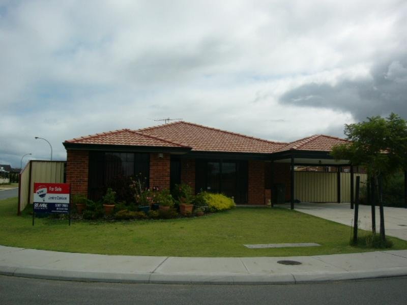 9 Innesvale Loop, Carramar, WA 6031 - Property Details