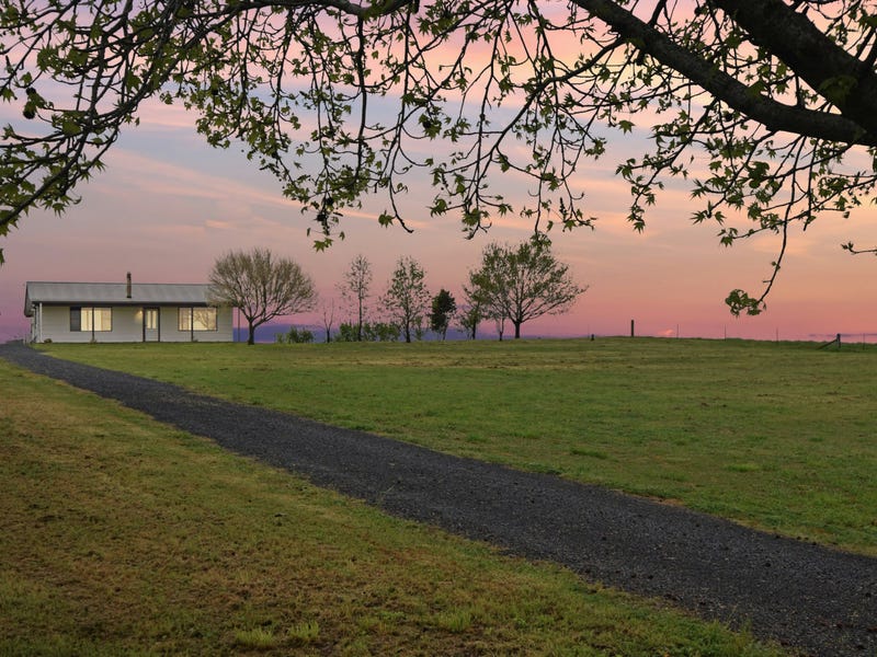 80 Belmore Road, Young, NSW 2594 - Property Details