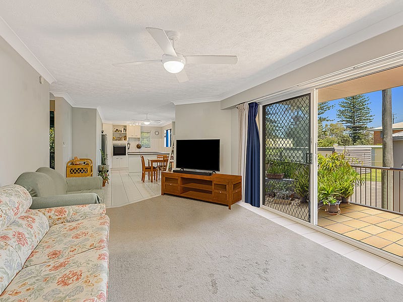 3/241 Golden Four Drive, Bilinga, Qld 4225 - Property Details