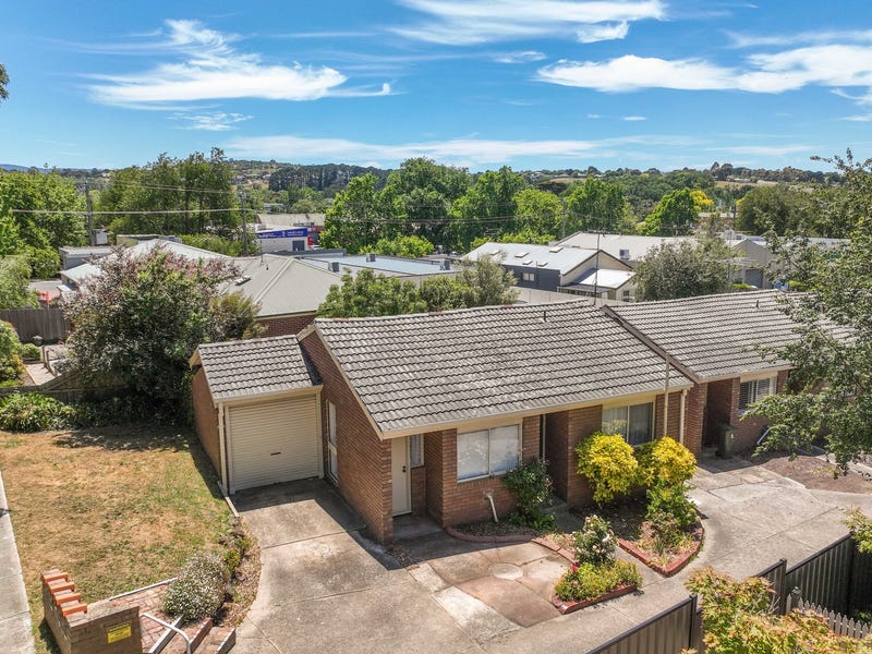 1/25 Prince Street, Gisborne, Vic 3437 - Property Details