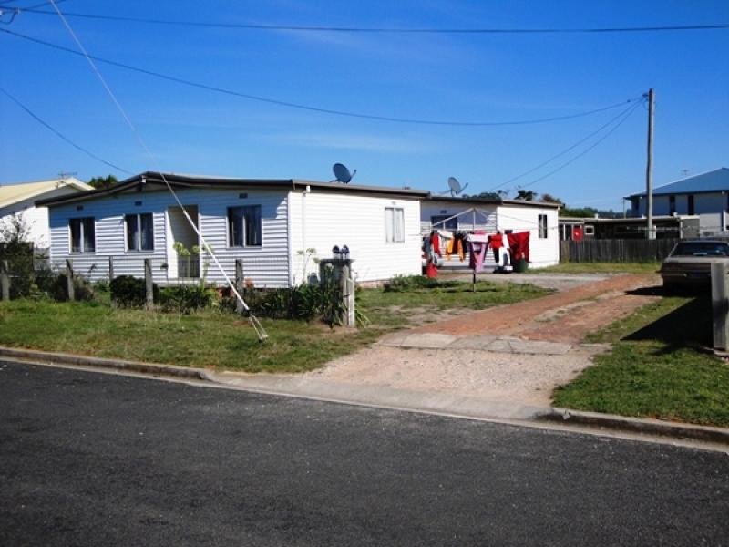 3 Plummer Court, Somerset, Tas 7322 - Property Details