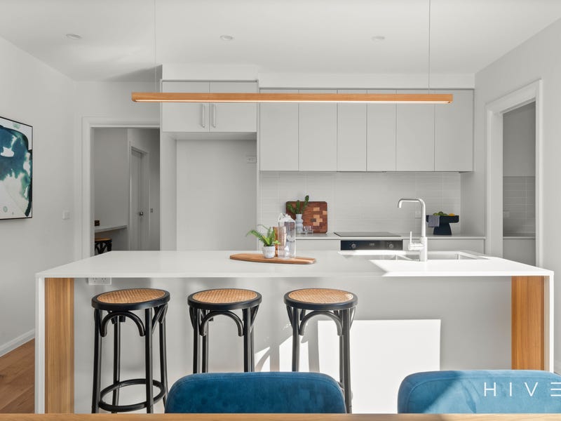 215 Robin Boyd Crescent, Taylor, ACT 2913 - Property Details