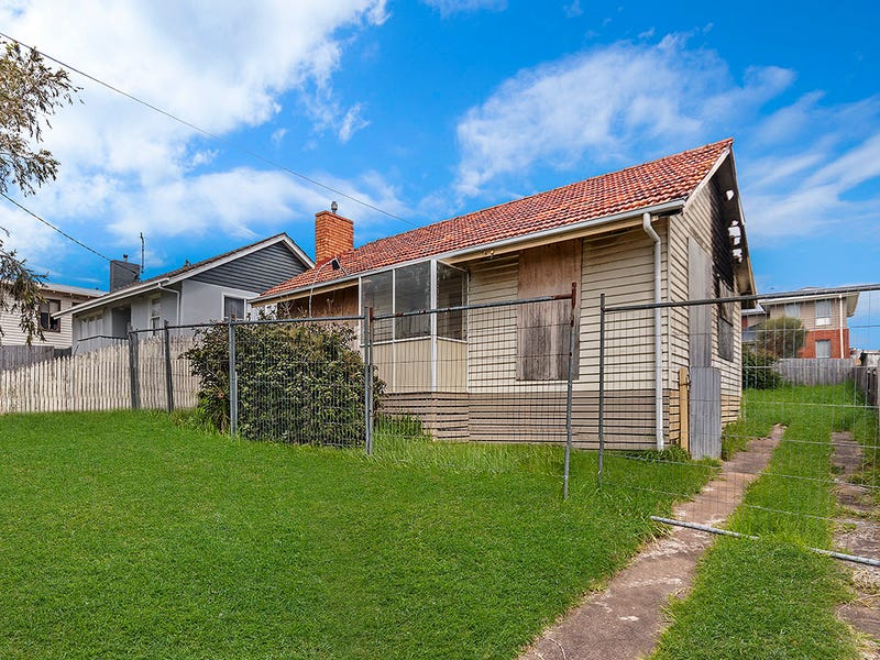 17 Churchill Street, Warrnambool, Vic 3280 - Property Details