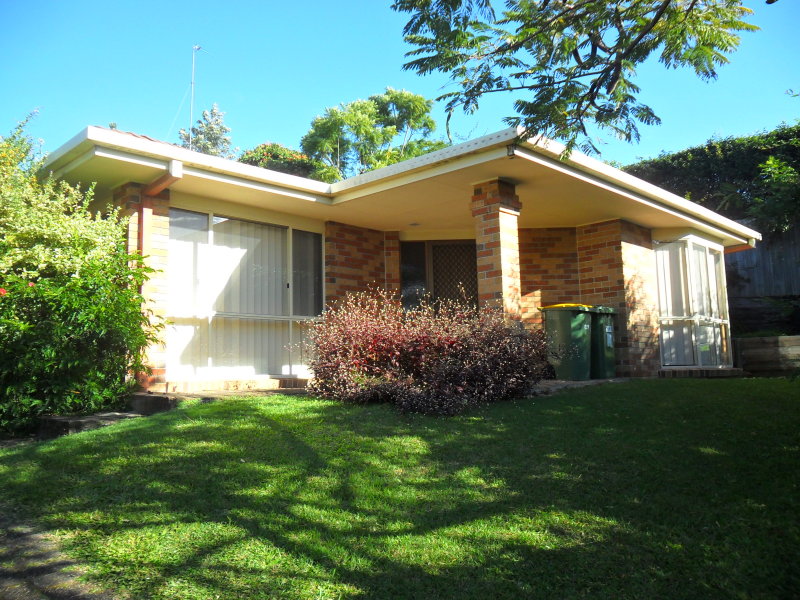 6 Dalby Court, Helensvale, Qld 4212 - Property Details