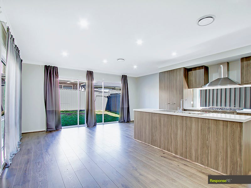 8 Lucia Street, Grantham Farm, NSW 2765 - realestate.com.au