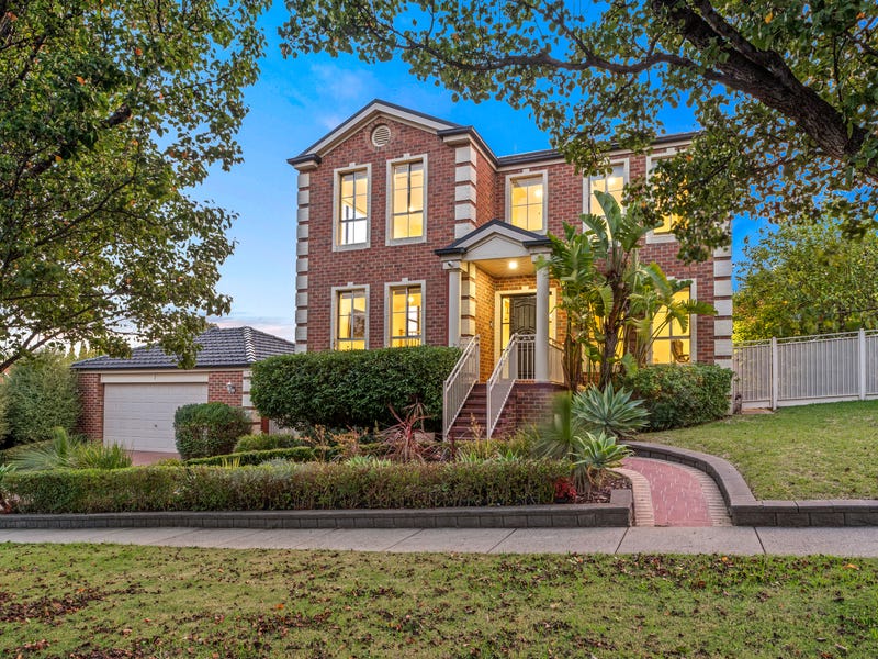 6 Crown Point, Craigieburn, Vic 3064 - Property Details