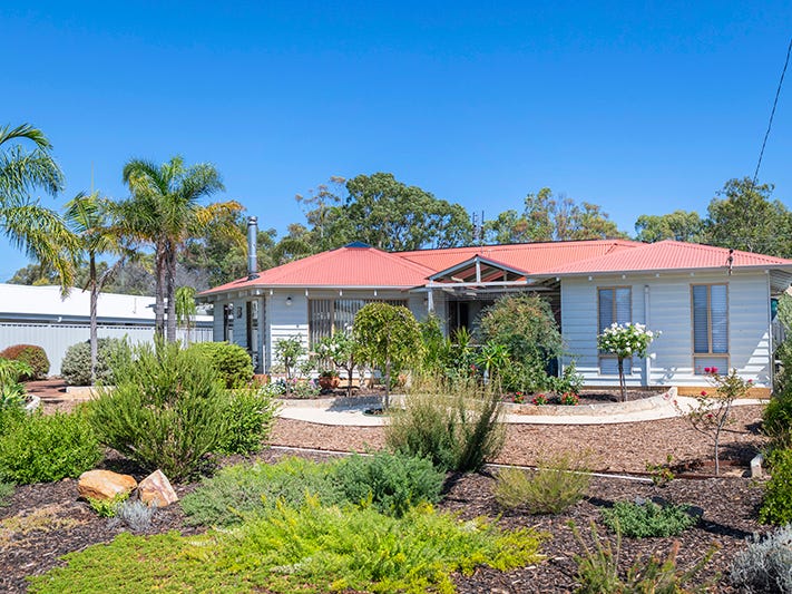 12 Gull Court, Dunsborough, WA 6281 - Property Details