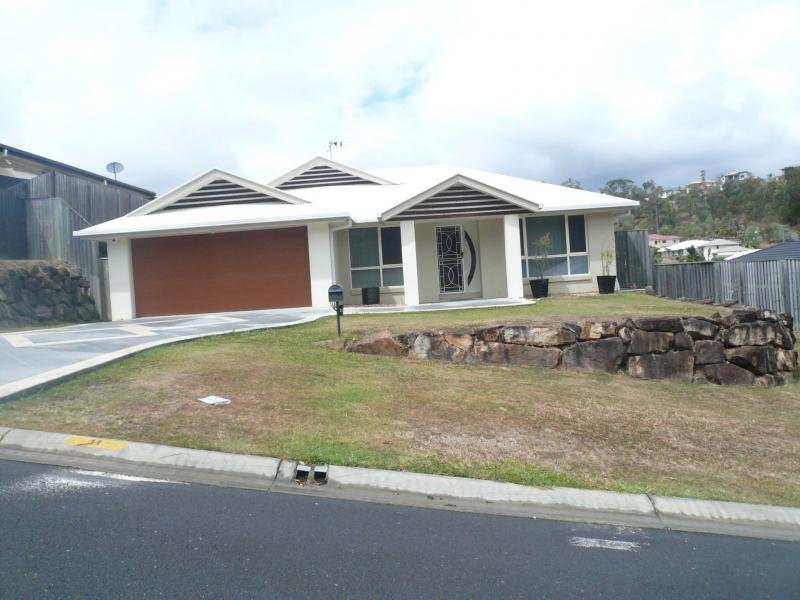 11 Inman Court, Pacific Pines, QLD 4211 - realestate.com.au