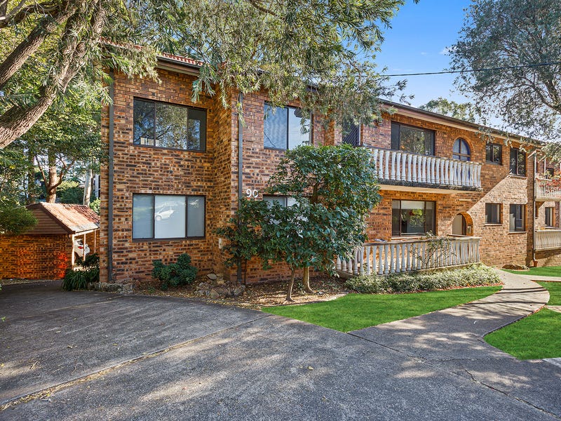 4/90 Rowland Avenue, Mangerton, NSW 2500 - Property Details