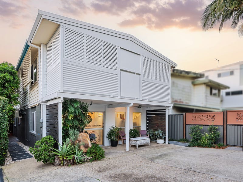 Real Estate & Property for Sale in Mooloolaba, QLD 4557 (+2 locations ...