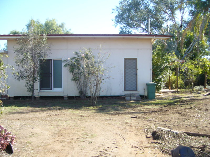 9 Henry Street, St George, QLD 4487 - realestate.com.au