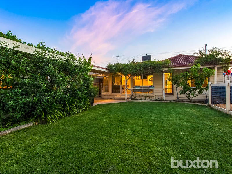 30 Castleton Road, Herne Hill, VIC 3218 - realestate.com.au