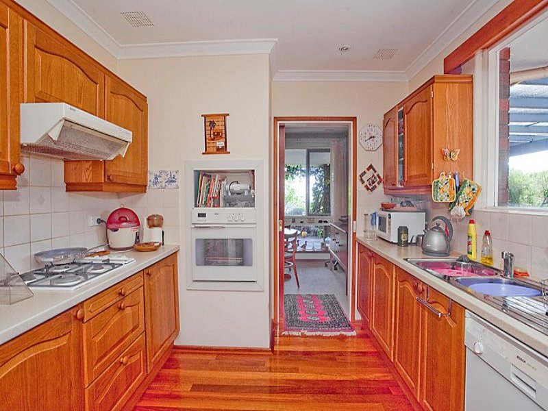 5 Moran Road, Kalamunda, WA 6076 - Property Details