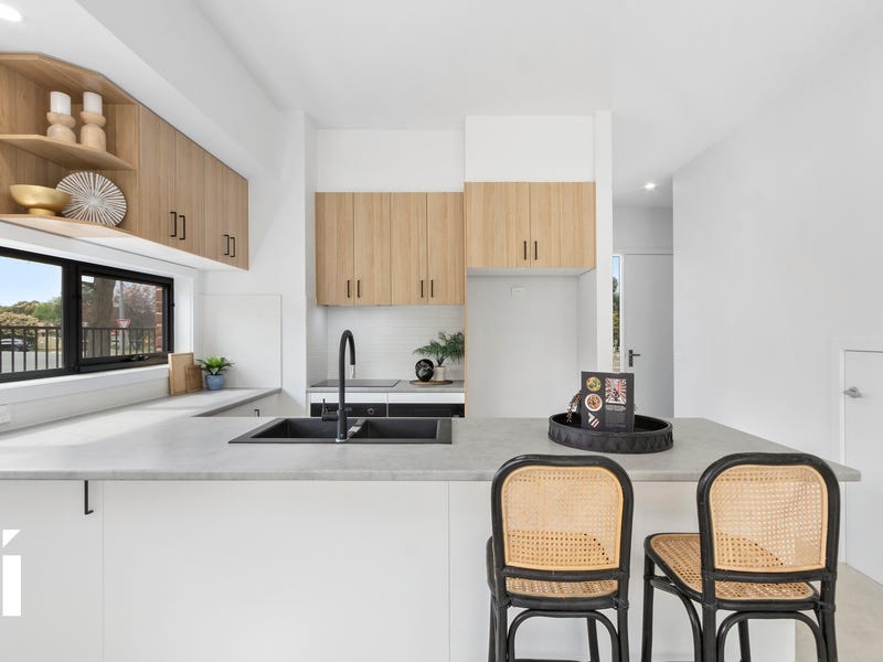 1/110 Livingston Avenue, Kambah, ACT 2902 - realestate.com.au